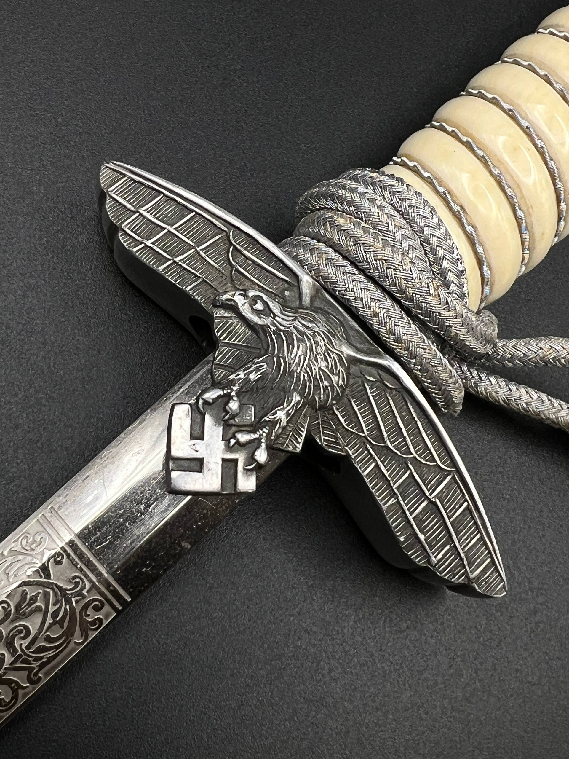 ALEX MARKETPLACE - Engraved Luftwaffe Dagger by Voos